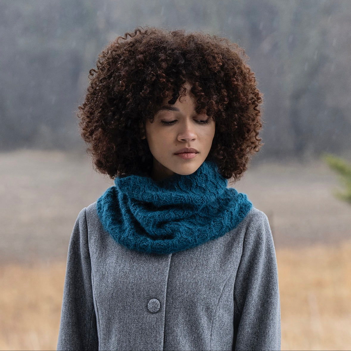 Carina Cowl KAL – Harriet and Alice